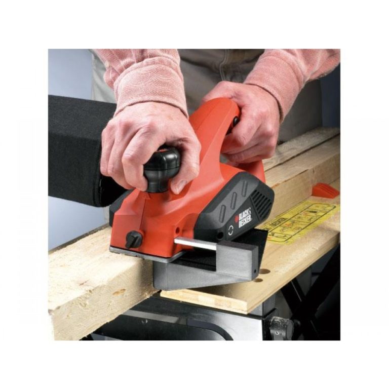 ΗΛΕΚΤΡΙΚΗ ΠΛΑΝΗ BLACK – DECKER KW712-QS 650W – GoodsCy e-Store